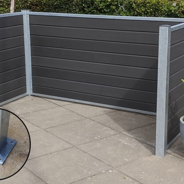 K2 Komposit affaldsskjul. Varmgalvaniseret stålstolpe med fodplade og gråsort komposit. H 112 x ...